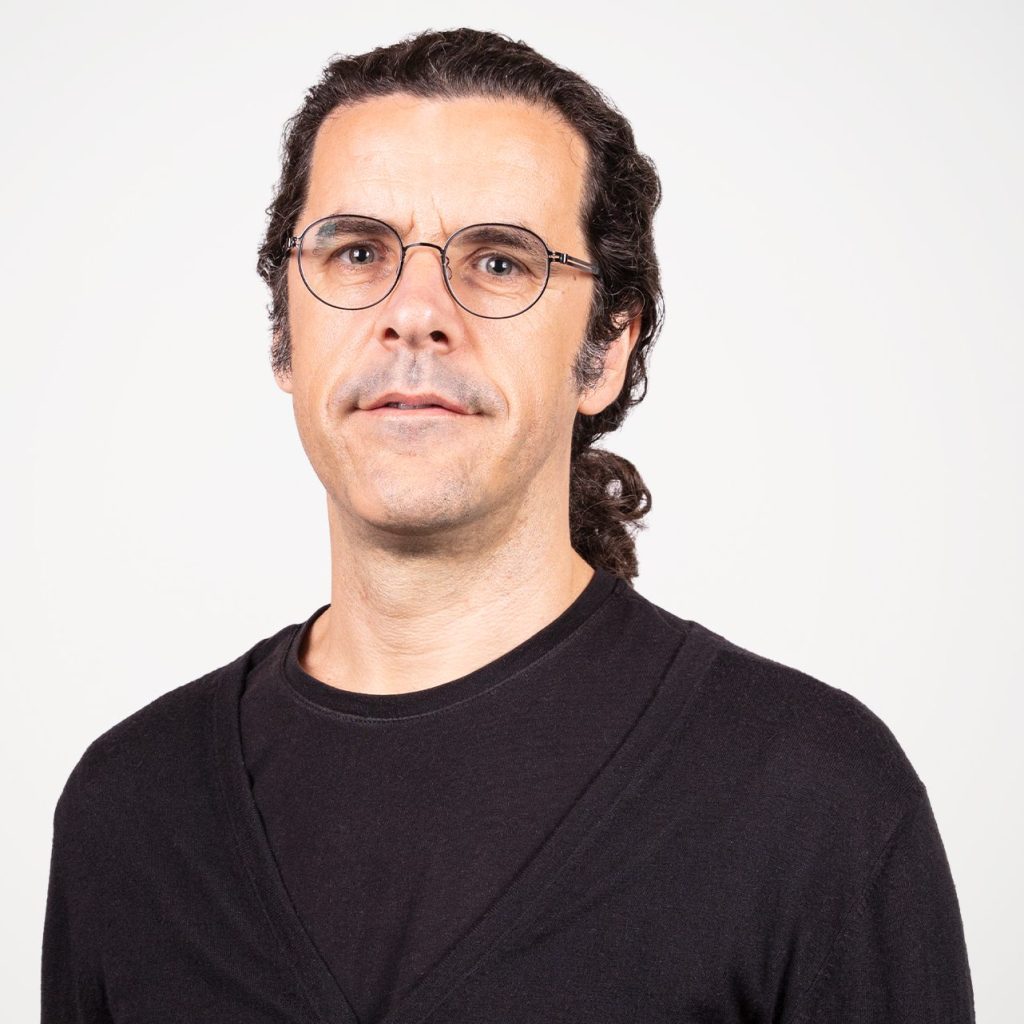 Members – Simons Collaboration ON Black Holes and Strong Gravity